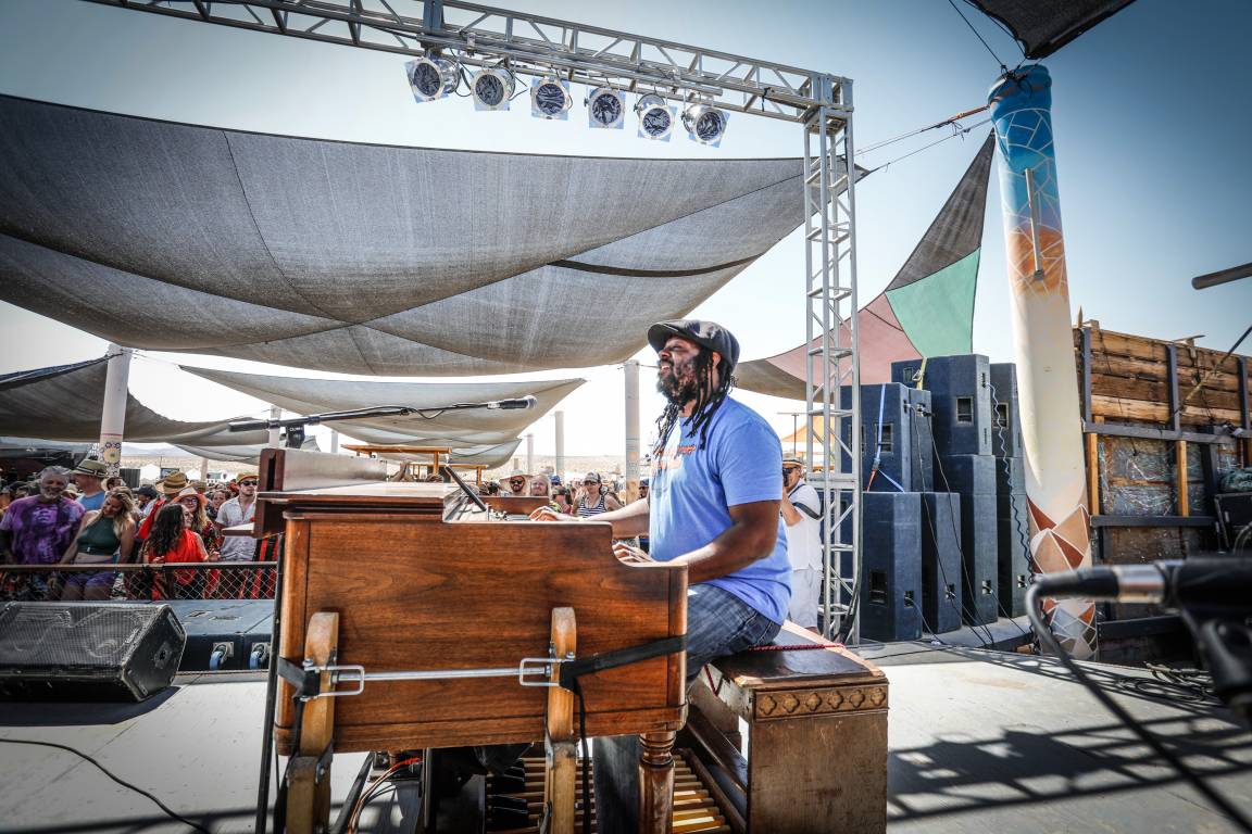 Delvon Lamarr Organ Trio & Benjamin Herman - LantarenVenster Rotterdam