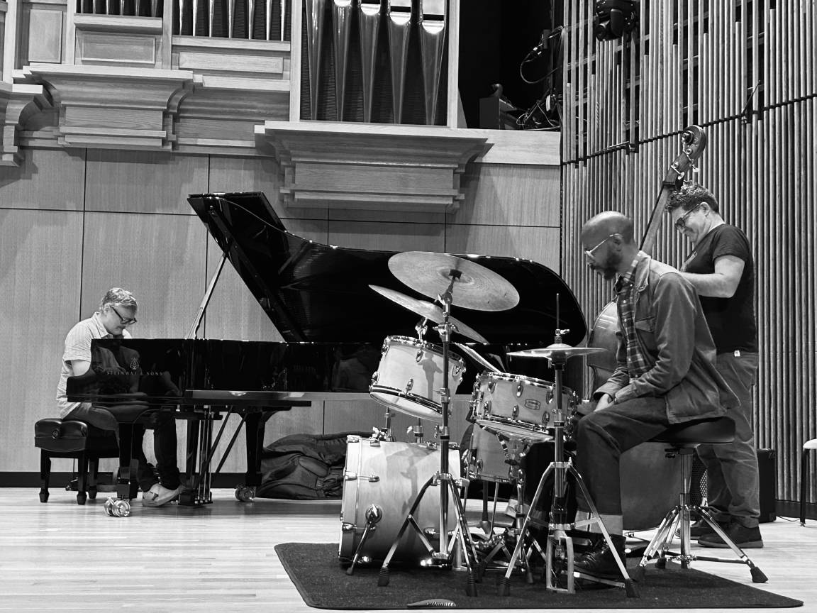 Jon Cowherd, Brian Blade, Tony Scherr - LantarenVenster Rotterdam